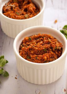 Delicious Red Pesto Recipe: Easy and Flavorful Sauce - Italian Food Spot